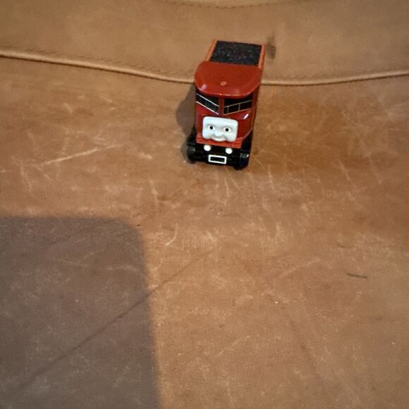 TOMY | Toys | Motorised Elizabeth The Vintage Lorry Tomy Trackmaster ...